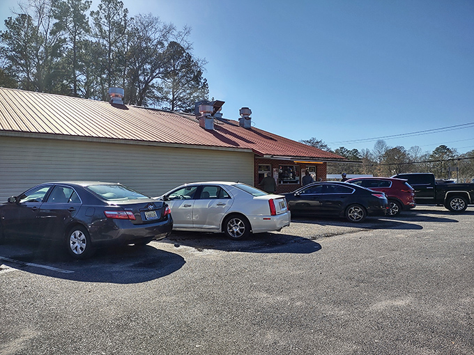 A parking lot that fills up faster than a church on Easter Sunday. When locals and travelers alike make a place this busy, you know you've found culinary salvation.