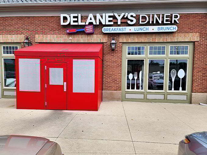 Delaney's storefront proudly announces its breakfast-lunch-brunch trinity. Those utensil silhouettes in the window are like a secret handshake for hungry people.