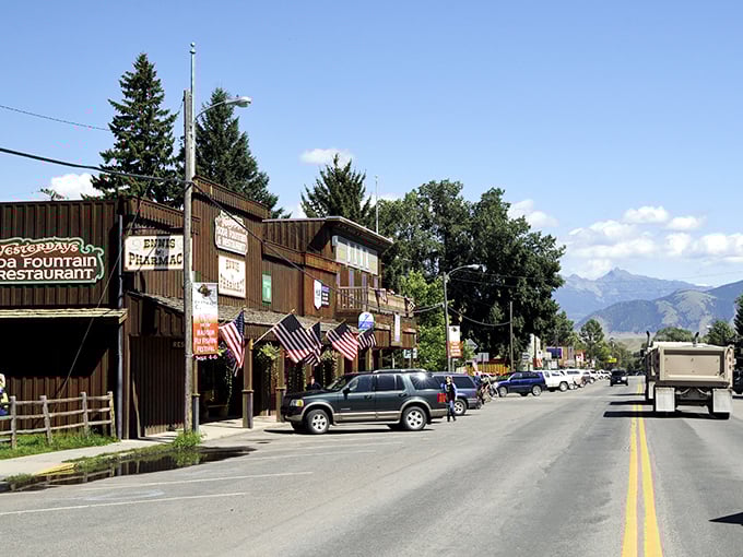 Ennis's main street looks like a movie set where John Wayne might stroll by any minute. Those American flags aren't just decoration&mdash;they're a lifestyle statement.