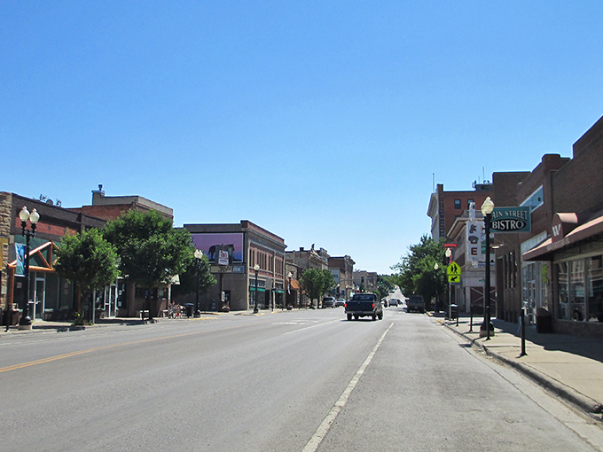 Main Street Lewistown stretches out like a Norman Rockwell painting come to life, complete with wide sidewalks and friendly faces.