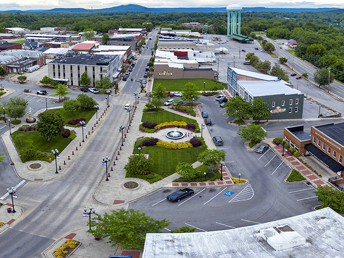 Downtown McMinnville's charming town square, where $850 rent gets you small-town magic and mountain views thrown in for free.