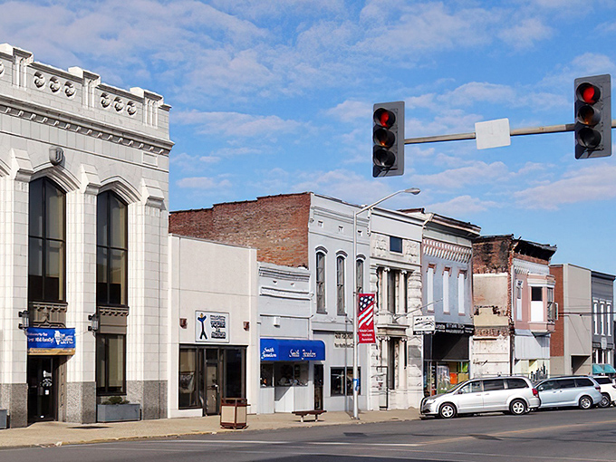 Mount Carmel's historic downtown looks like a movie set where Jimmy Stewart might stroll by any minute.