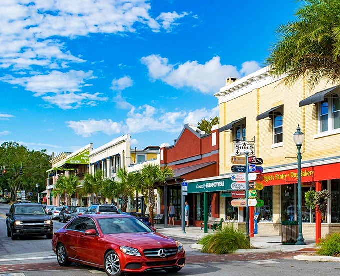 Mount Dora's downtown is where Hallmark movies come to life&mdash;minus the contrived romance plots and with better bakeries.