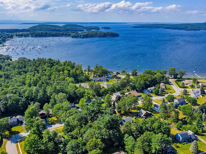 Colchester's waterfront homes nestle among trees with Lake Champlain stretching endlessly toward the horizon&mdash;Vermont's version of paradise.