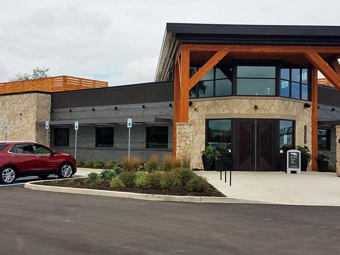 Rustic meets contemporary at this Westfield hotspot where the tenderloin is as impressive as the architecture.