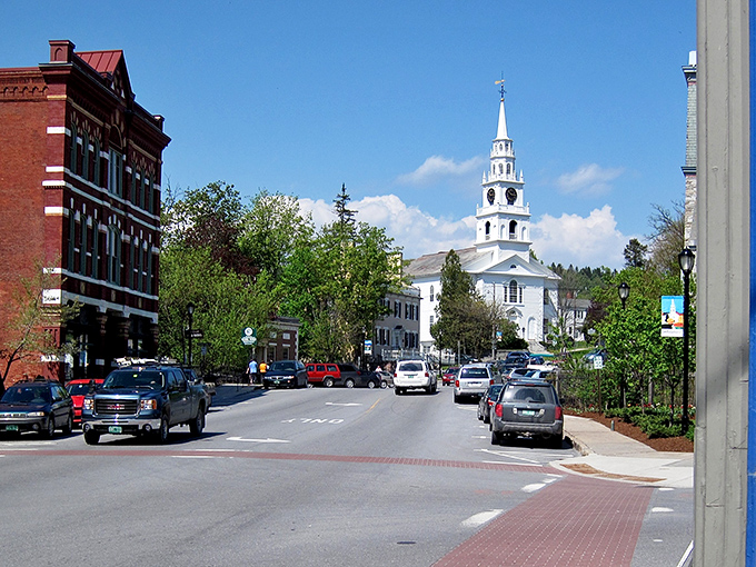 The classic New England charm of Middlebury's downtown makes you wonder if time travelers accidentally set their dials to "perfect."