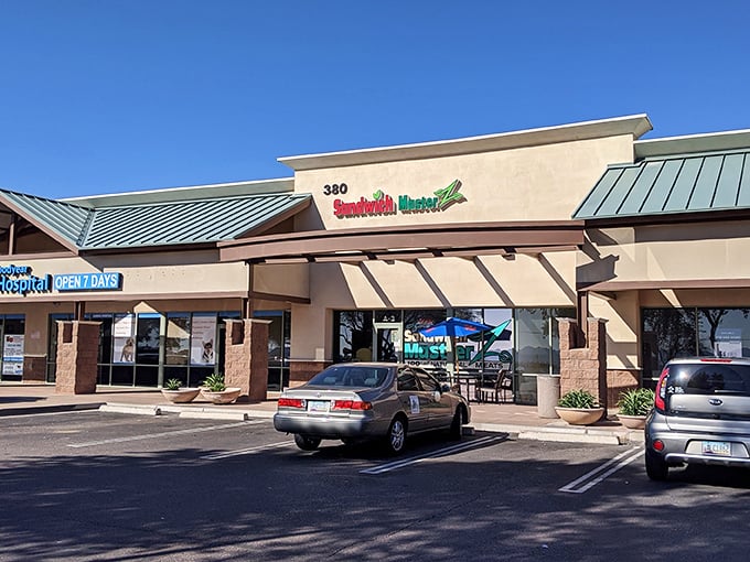 Strip mall location, superstar sandwiches. Sandwich Masterz proves greatness doesn't need fancy real estate.