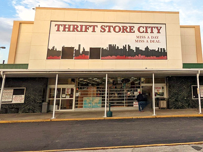 When the storefront looks this inviting, you know serious bargain hunting adventures lie ahead.
