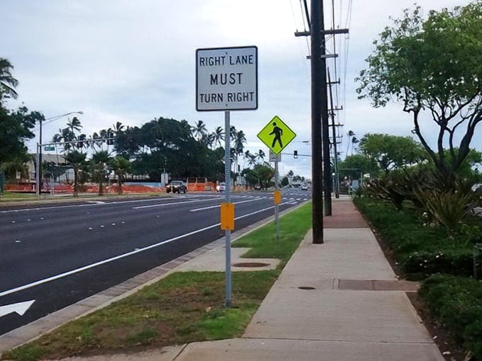 Even the street signs in Kahului have that no-nonsense local charm &ndash; right lane must turn right, just like life sometimes.