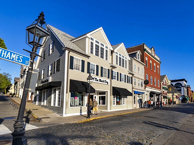 Thames Street: where cobblestones meet commerce. This historic thoroughfare has been Newport's shopping hub since long before "retail therapy" became a thing.