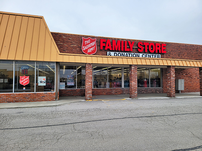 Brick, mortar, and endless possibilities. This storefront might not scream "shopping paradise," but seasoned thrifters know better.