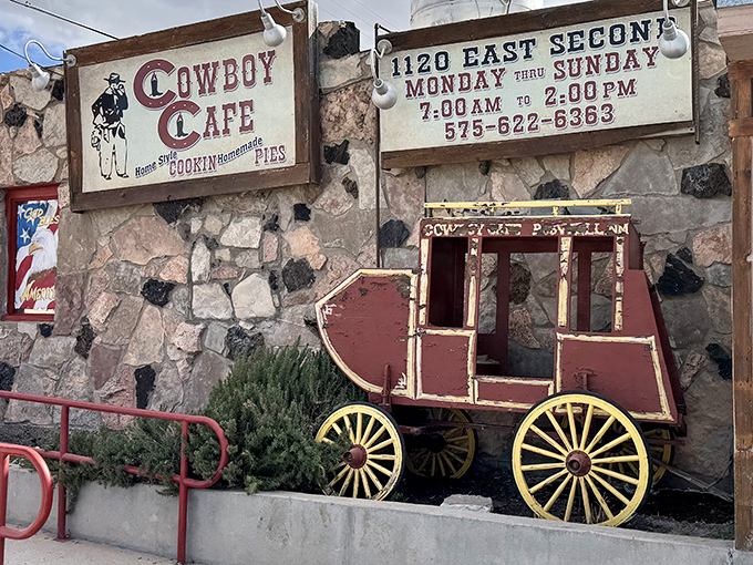 Where else can you eat breakfast next to a stagecoach? This place doesn't just serve Western food&mdash;it's a time machine with pancakes.