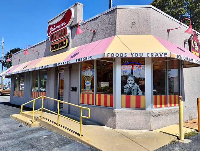 Pink and yellow stripes never looked so appetizing - this retro diner aesthetic screams "comfort food done right" from every angle.