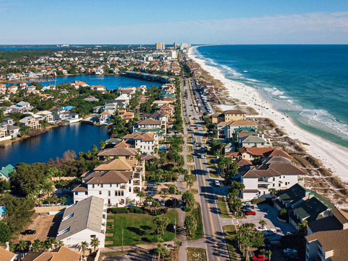 Pensacola's stunning coastline offers beachfront living without the South Beach price tag &ndash; paradise on a reasonable budget!