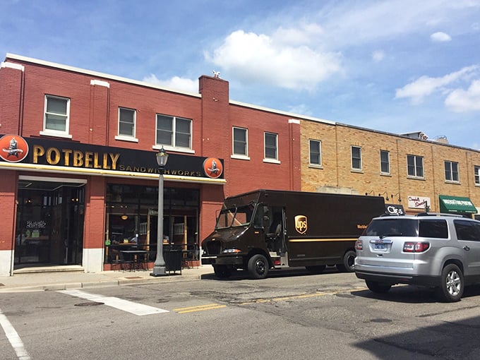 Potbelly's bright red storefront stands ready to rescue hungry college students from the perils of campus dining.