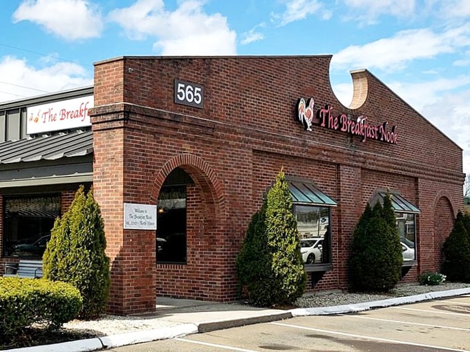 The Breakfast Nook's distinctive brick building stands like a temple to morning meals. Arched windows and all &ndash; they take breakfast architecture seriously.
