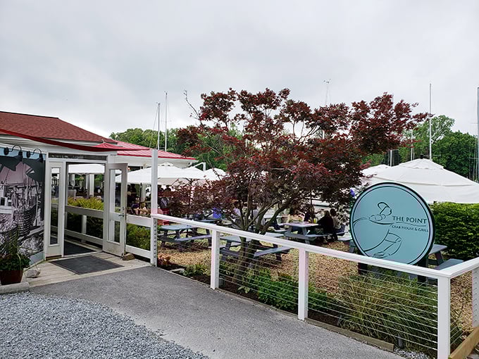 Simple white fences and gravel underfoot &ndash; nature's dining room where the food outshines the humble surroundings.