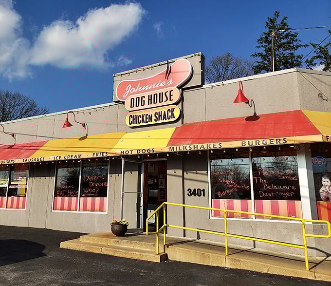 When a place calls itself both "Dog House" and "Chicken Shack," you know they're not messing around with variety.