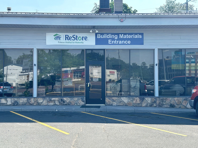 "Building Materials Entrance" might as well read "Budget Decorator's Paradise"—this ReStore delivers on both promises beautifully.