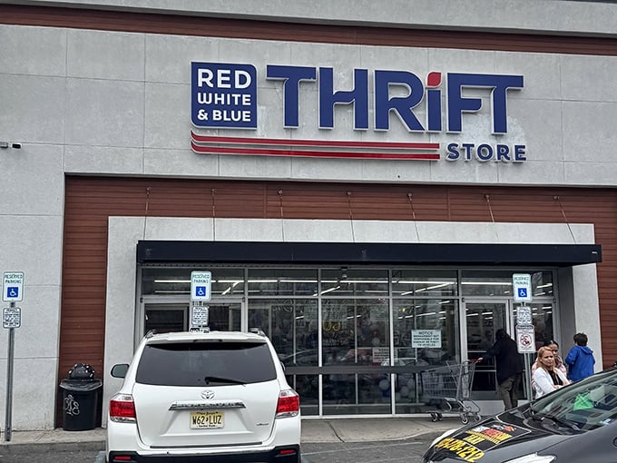 This storefront promises American-sized savings that'll make your wallet sing the national anthem with joy.