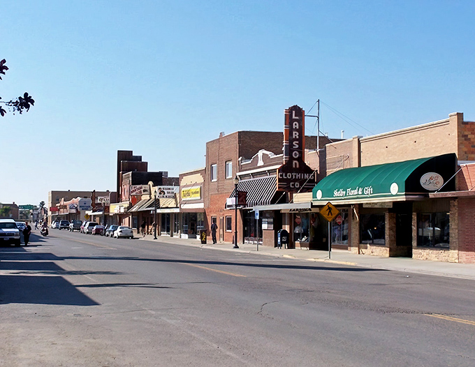 Main Street Shelby offers big sky views and small-town prices. No wonder locals smile when city folks complain about their rent!