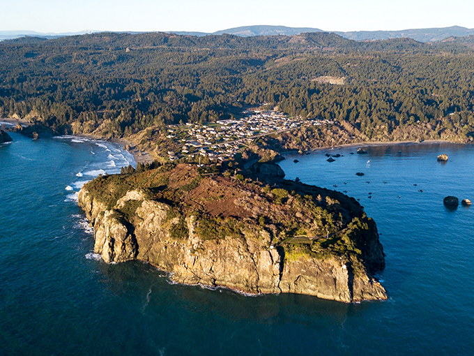 This tiny village proves that the best things come in small packages, especially when wrapped in Pacific Ocean views.