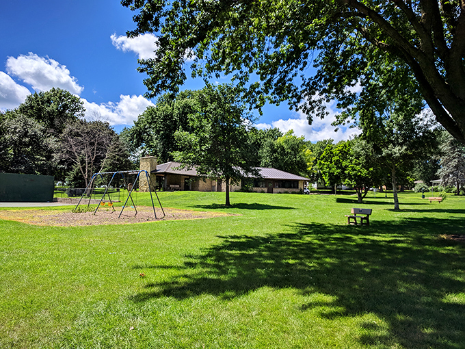 Chautauqua Park offers that perfect blend of open space and shade trees&mdash;nature's version of an outdoor living room.