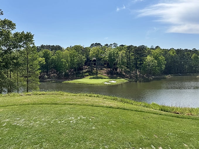 FarmLinks at Pursell Farms offers golf surrounded by water views that'll make you forget you're supposed to be keeping score.