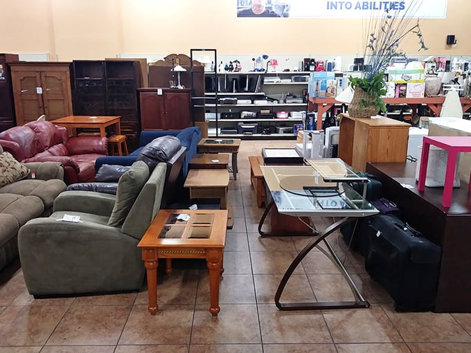 Living room musical chairs, Nevada style. These pre-loved sofas and tables have stories to tell&mdash;and new chapters to write in your home.