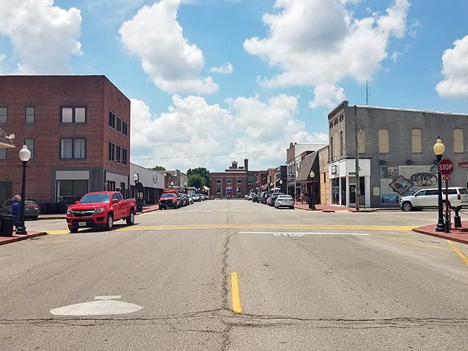 Main Street Metropolis&mdash;where you half expect Jimmy Stewart to come strolling around the corner at any moment.