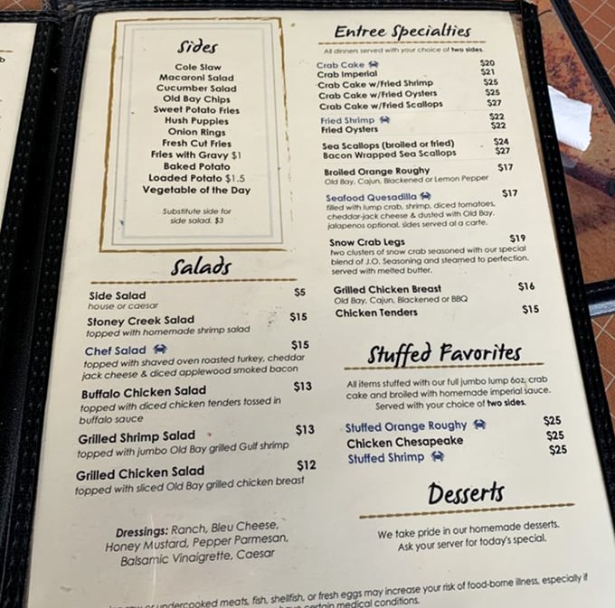 The menu reads like a love letter to Maryland seafood traditions, with those stuffed favorites stealing the spotlight.