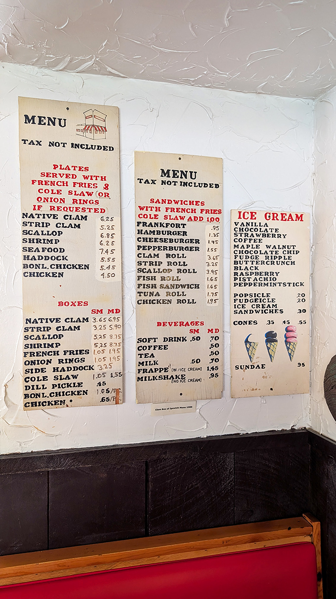 This vintage menu board tells you everything you need to know&mdash;no fancy descriptions required when the food speaks for itself.