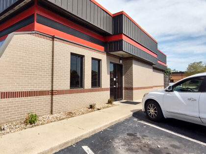 10 Legendary Restaurants In Indiana With Pork Tenderloin Sandwich So ...