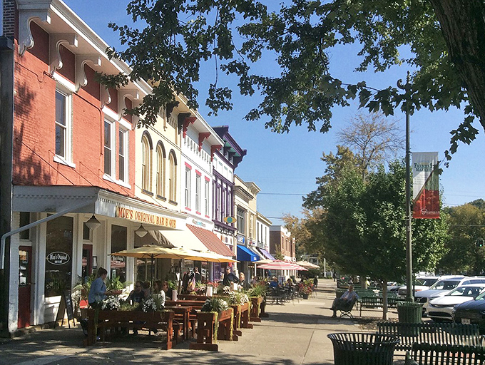 Granville's vibrant downtown could make a New Englander homesick. Those colorful facades pop against Ohio's blue skies!