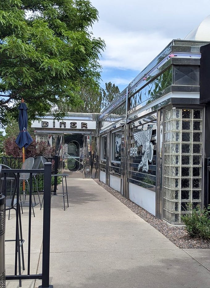 Chrome so shiny you might need sunglasses! This gleaming time capsule serves eggs with a side of mid-century nostalgia.