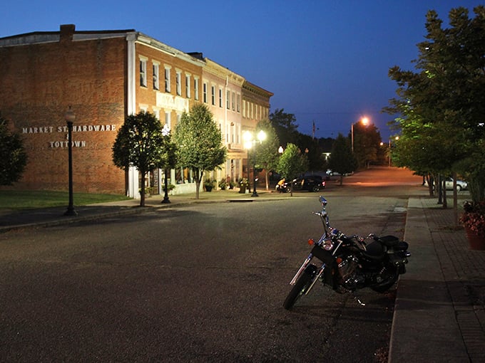 Portsmouth's charming downtown architecture tells stories of river trade and American resilience through the decades.
