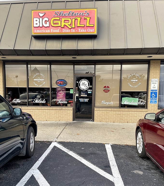 Shelton's Big Grill keeps it refreshingly straightforward. This Virginia Beach local favorite proves good food doesn't need complicated explanations.