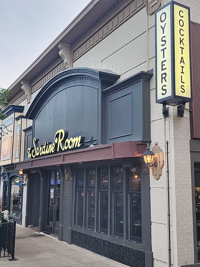The Sardine Room's elegant fa&ccedil;ade brings a touch of coastal class to Plymouth. Oysters and cocktails await behind those windows!