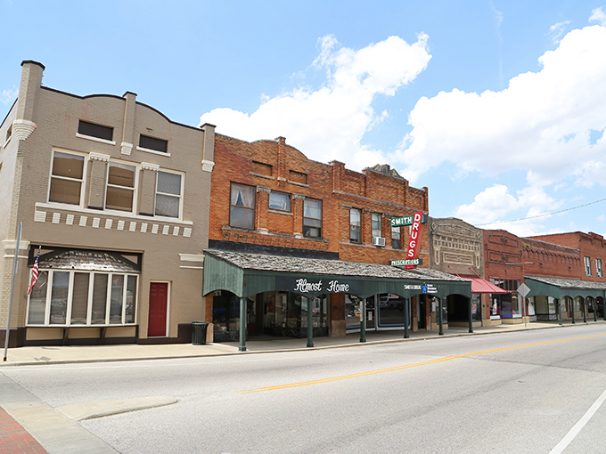 Hodgenville's historic storefronts look like they're straight out of a Norman Rockwell painting&mdash;with Lincoln-era prices to match!