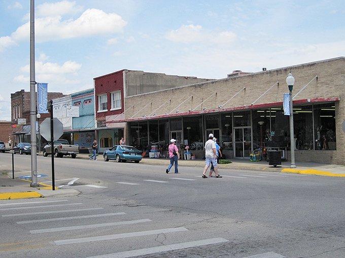 Small-town storefronts with big-time character in downtown Paragould. Where shopping local doesn't require taking out a second mortgage!