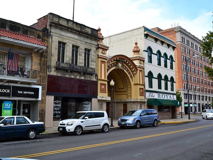 Portsmouth's downtown has that "Norman Rockwell painting comes to life" quality. Those brick buildings have witnessed generations of stories.