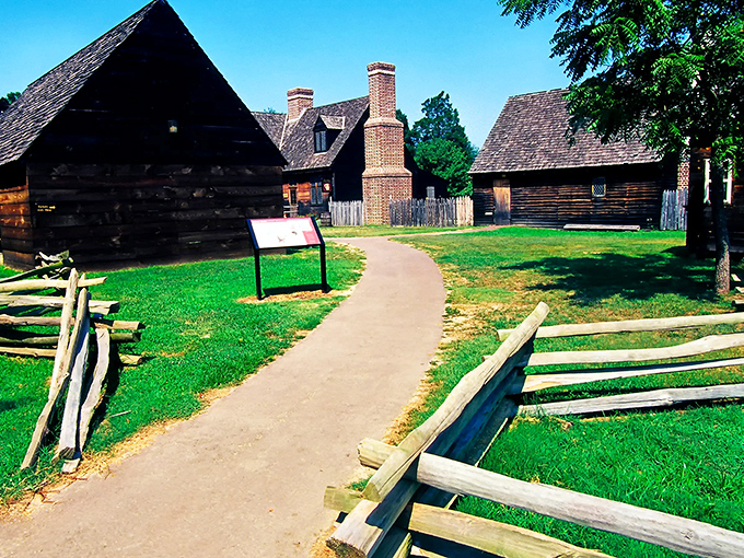 Step back four centuries at this brick colonial building. If these walls could talk, they'd share tales of Maryland's earliest days.