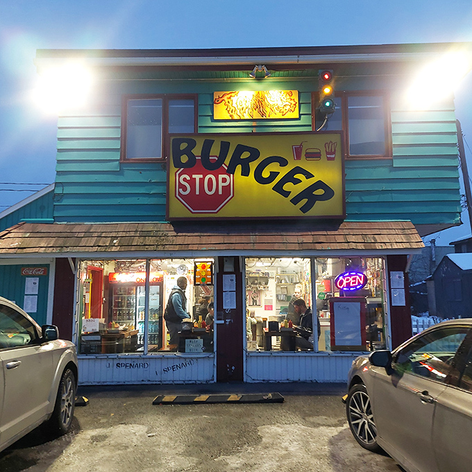 Night falls, but Tommy's Burger Stop glows like a beacon for the burger-obsessed wanderer in all of us.