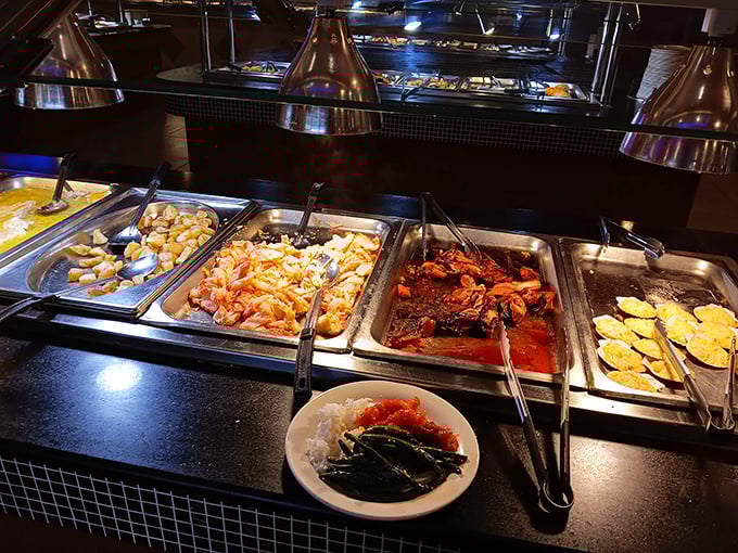 Like a United Nations of comfort food, these steam trays hold diplomatic relations between sweet, savory, and spicy that would make any Secretary of State proud.