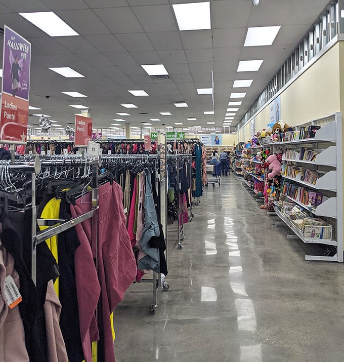 The promised land of previously-loved fashion. With organization this good, you'll spend less time hunting and more time celebrating your wallet-friendly style victories.