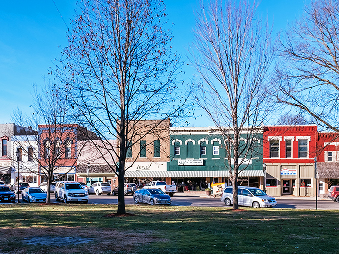 Clarinda's storefronts have that "Norman Rockwell painting comes to life" quality. The kind of place where shopping local isn't trendy&mdash;it's tradition.