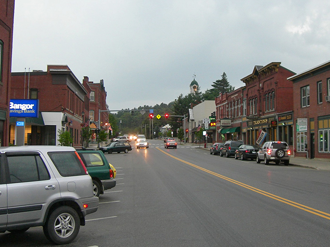 Farmington balances college-town energy with country affordability. Those mountains in the distance? They're free to look at!