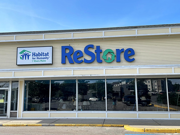The Bath ReStore's clean lines and big windows say "we're organized" while the merchandise whispers "come find your next weekend project."