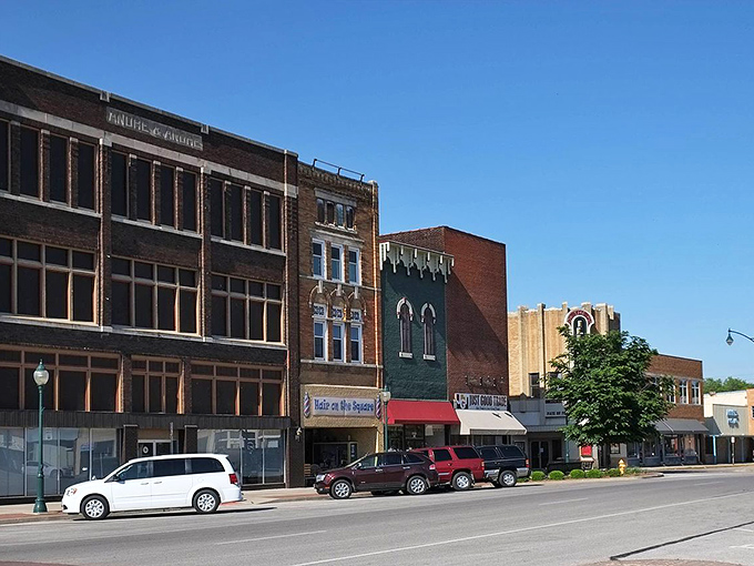 Jacksonville's storefronts bring a splash of character to this affordable Illinois gem.