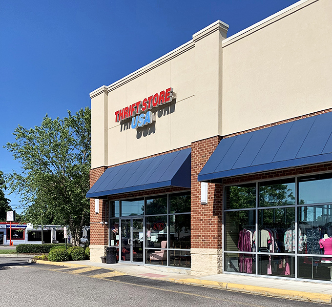 Red, white, and blue never looked so appealing when it means incredible thrift store deals.